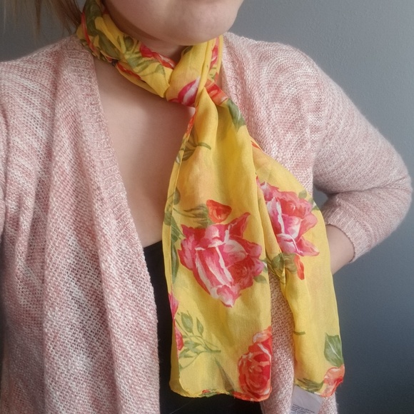 Vintage | Accessories | Vintage Rose Garden Scarf | Poshmark